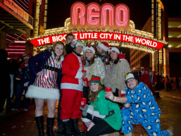 SANTA CRAWL GROUP PHOTO UNDER THE RENO ARCH RETURNS THIS YEAR! - Crawl ...