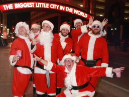 SANTA CRAWL GROUP PHOTO UNDER THE RENO ARCH RETURNS THIS YEAR! - Crawl ...
