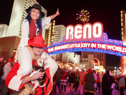 SANTA CRAWL GROUP PHOTO UNDER THE RENO ARCH RETURNS THIS YEAR! - Crawl ...