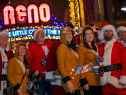 SANTA CRAWL GROUP PHOTO UNDER THE RENO ARCH RETURNS THIS YEAR! - Crawl ...