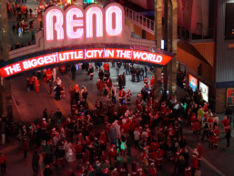 SANTA CRAWL GROUP PHOTO UNDER THE RENO ARCH RETURNS THIS YEAR! - Crawl ...
