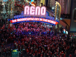 SANTA CRAWL GROUP PHOTO UNDER THE RENO ARCH RETURNS THIS YEAR! - Crawl ...